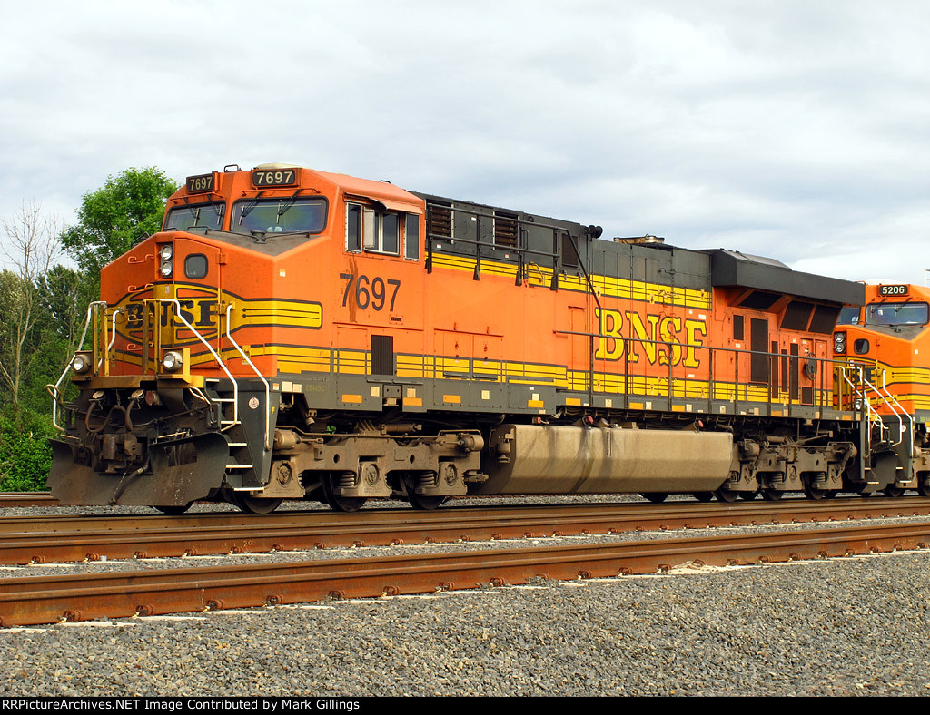 BNSF 7697